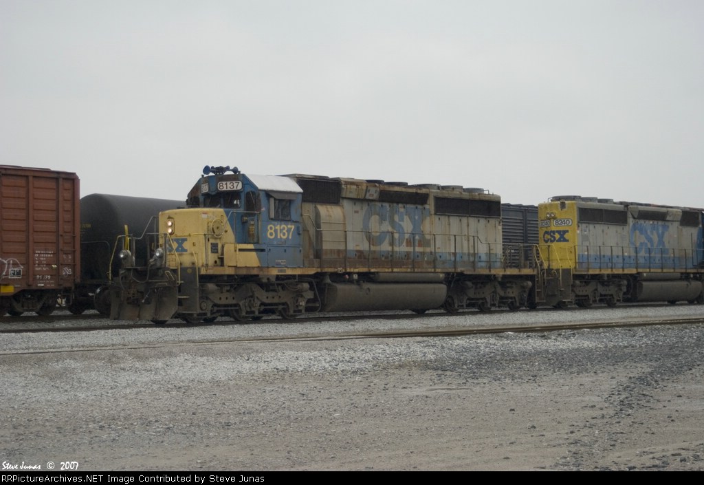 CSX 8137 Q534